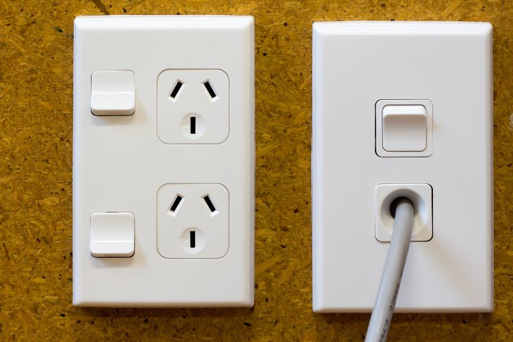 Power Point Installation & Repair Wollongong | Easther Electrical